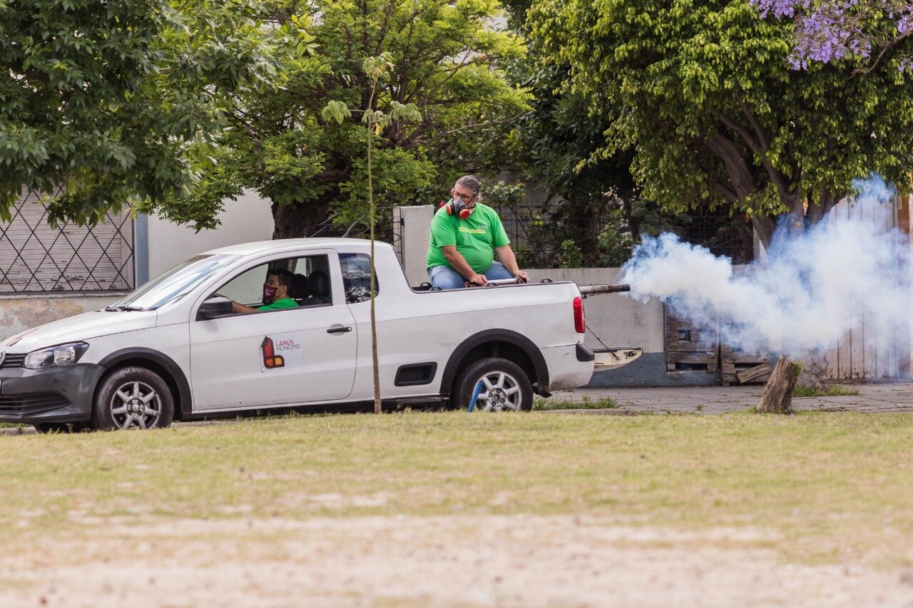 EL MUNICIPIO INTENSIFICA LAS TAREAS DE FUMIGACIÓN EN TODO EL DISTRITO – GBA Reporter